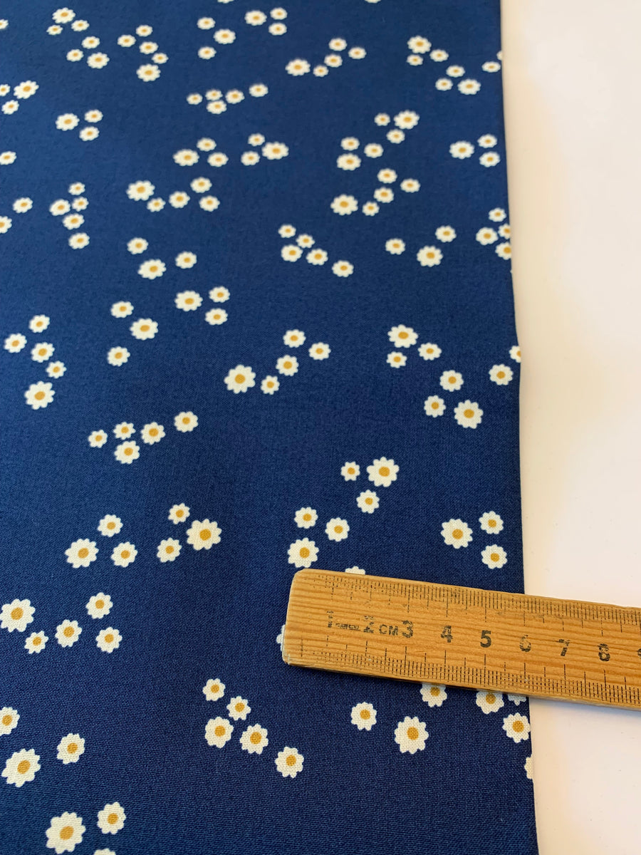 Field of Flowers by Moda – The Selvedge Society